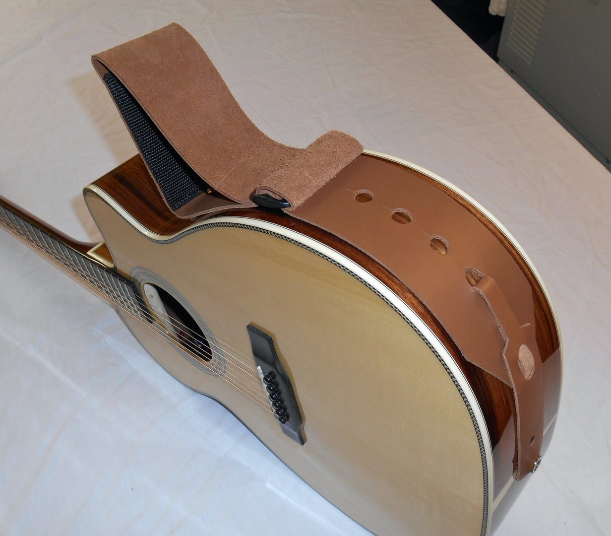 NeckUp Guitar Support GS1