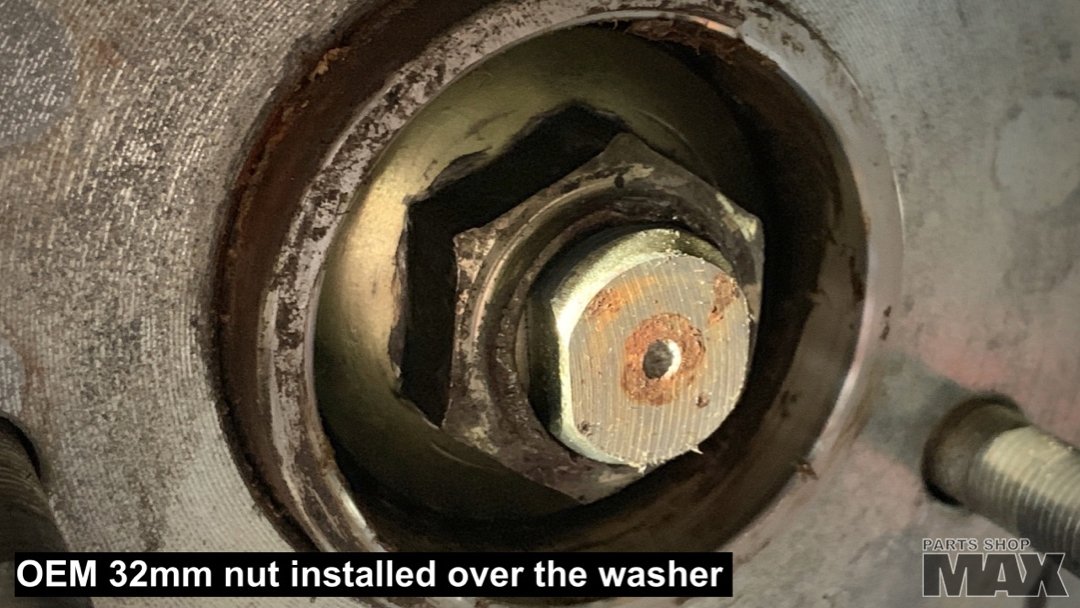 Pair of S14 Front Wheel Hub Bearing Washers, GOLD