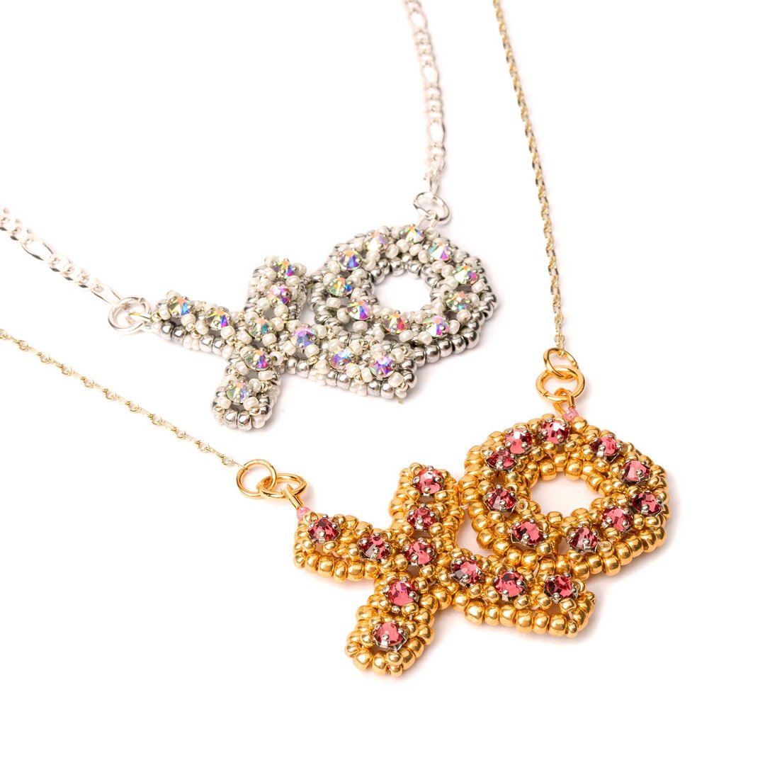 XO Crystal Love Necklace Tutorial