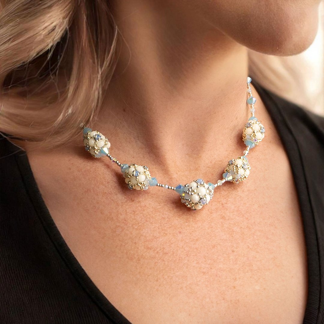 Montee Beaded Bead Necklace Tutorial