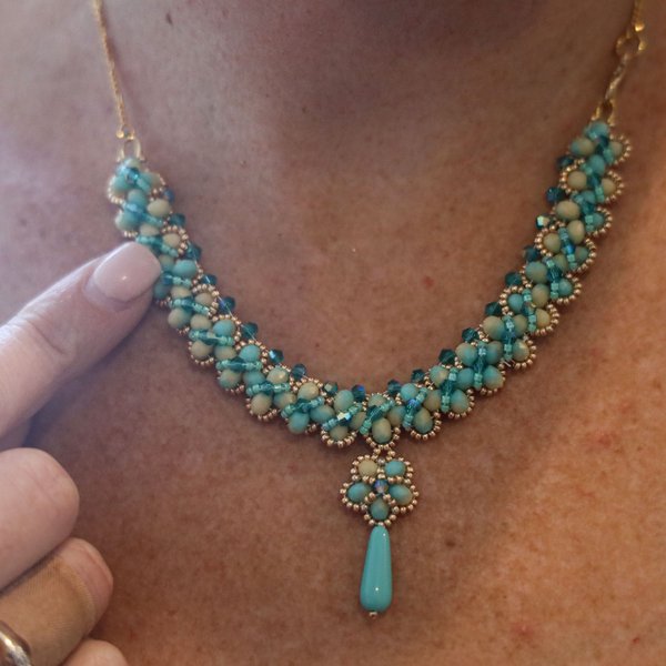 Floral Rondelle Necklace Tutorial | PotomacBeads