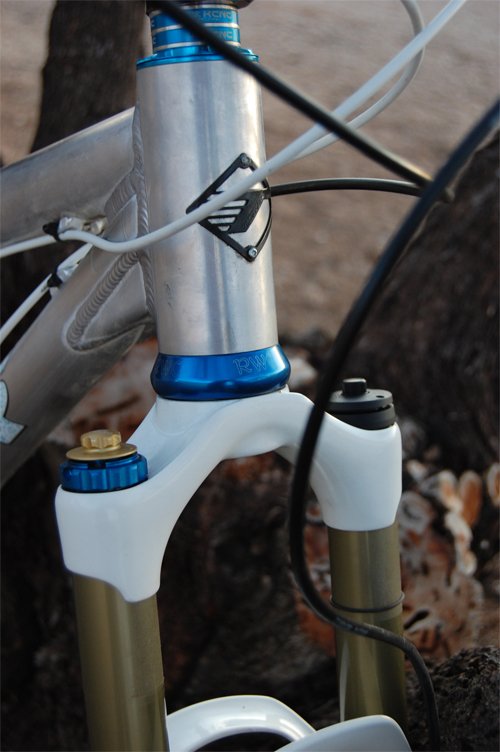 ADAPTER HEADSET FOR 44mm HEADTUBE w/1.5-INCH LOWER BEARING