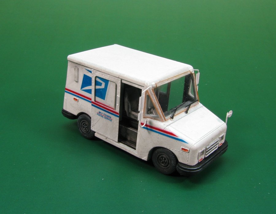 HO Grumman LLV Delivery Truck Kit
